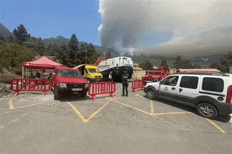 Situación crítica en Tenerife el fuego arrasa ya más de 3 200