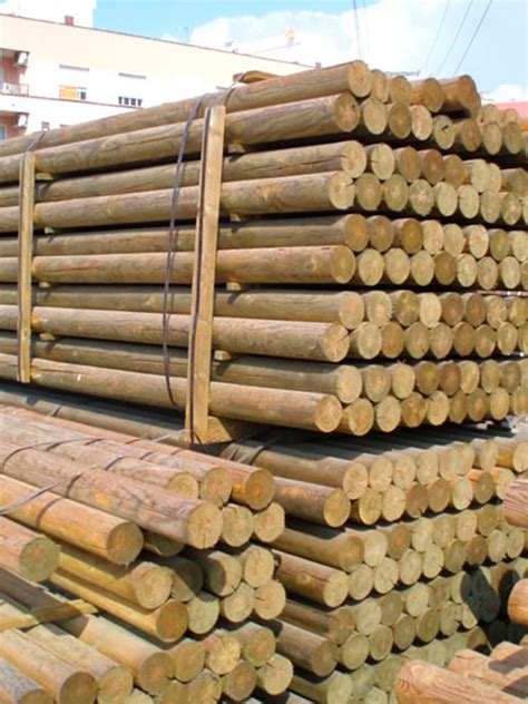 POSTES DE PINO GRUPO FORESTAL VENTA DE MADERA