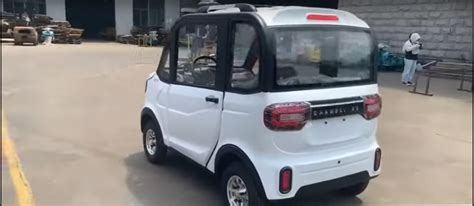 El automóvil más barato del mundo es chino eléctrico y llega en una caja
