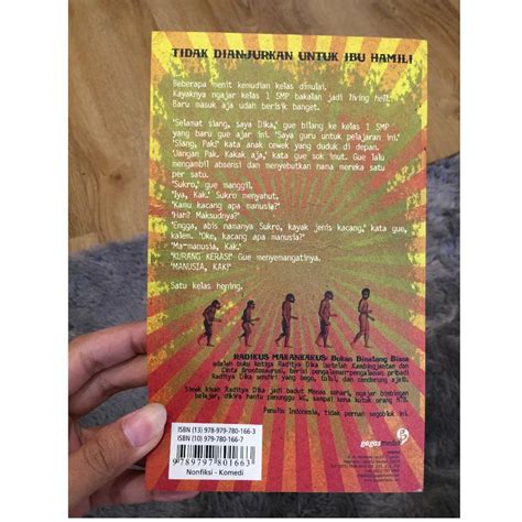 RADIKUS MAKAN KAKUS By Raditya Dika Buku Alat Tulis Buku Di Carousell