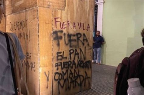 La Jornada Actos violentos y pintas en marcha por Día del Agua en Yucatán