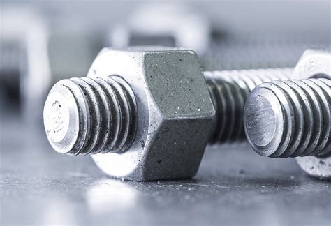 Right And Left Handed Fastener Threads Applications And Comparison