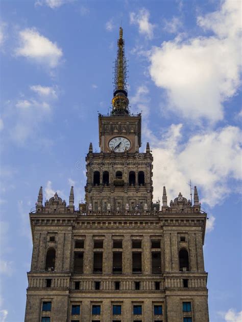 Palacio De La Cultura Y La Ciencia Polonia De Varsovia Imagen De