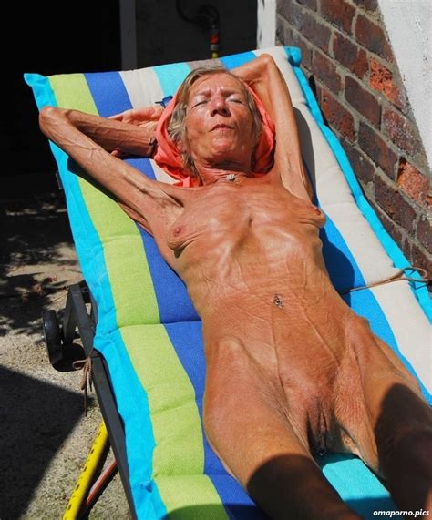 Faltige Hängetitten Oma Porno Foto