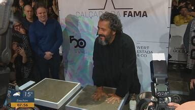 Bom Dia Rio Grande Marcos Palmeira recebe o Troféu Oscarito no 50º