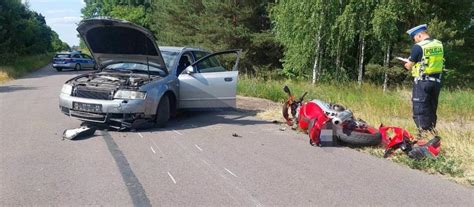 Wypadek motocyklisty Pijany kierowca wymusił pierwszeństwo Białystok