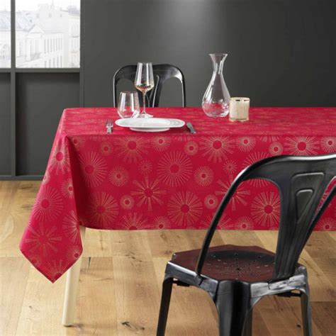 Nappe Rectangle Pampille Rouge Et Or Anti Tache Et Infroissable 240 Cm
