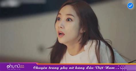 Nghe tiếng rên rỉ từ phòng bố chồng lúc nửa đêm tôi lén nhìn qua khe