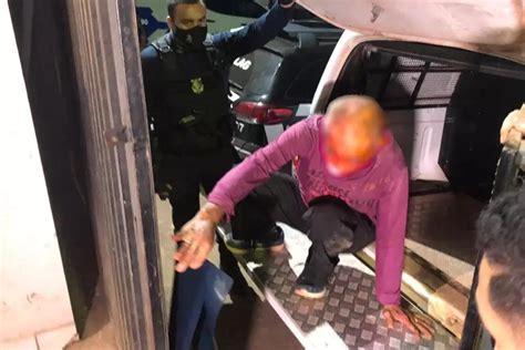 SURRADO Homem é espancado por populares após ser flagrado estuprando