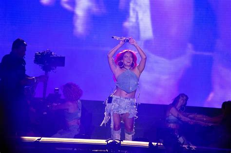 Karol G Concert 2024 Philadelphia Paola Beatrisa