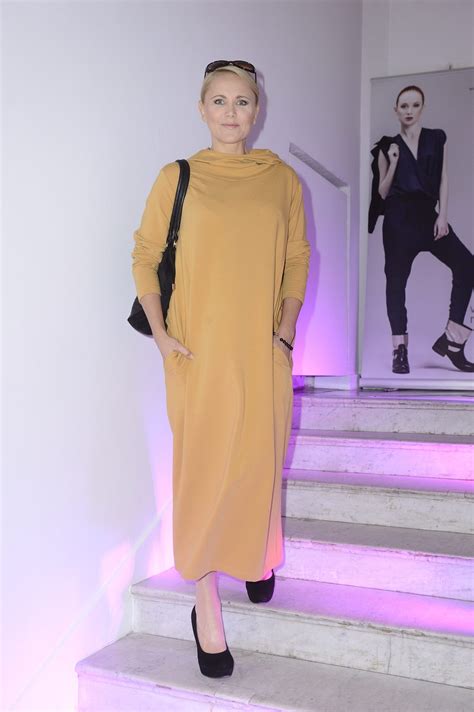 Anna Samusionek w jesiennej stylizacji oficjalna strona Na Wspólnej TVN