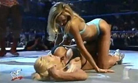 Hot Bikini Wrestling