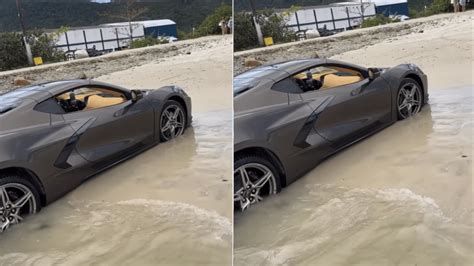 Carro De Luxo Atola Em Praia Ao Tentar Tirar Jet Ski Do Mar Em SC