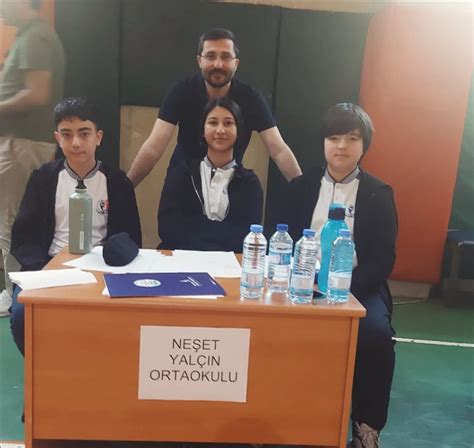 CAHİT ARF BİLGİ YARIŞMASINDA İLÇE BİRİNCİLİĞİ Neşet Yalçın Ortaokulu