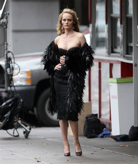 Largest Nude Celebrities Archive Amber Valletta Fully Naked