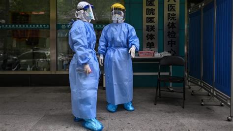 La Chine revoit à la hausse son bilan avec 1 290 décès supplémentaires