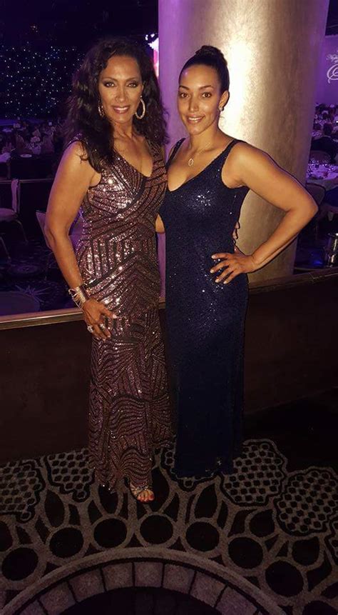 Kathleen Bradley S Feet I Piedi Di Kathleen Bradley Celebrities