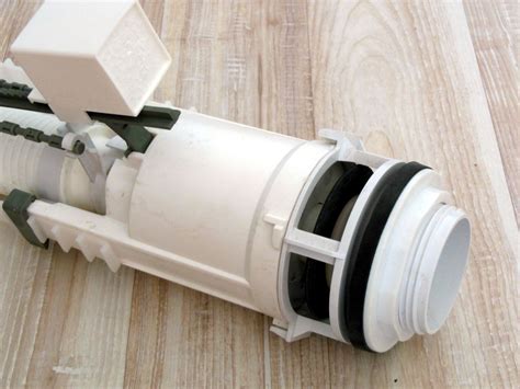 Zawór spustowy spłuczki WC 3 6 L Cersanit SIAMP 6869467724