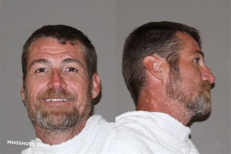 HOLMAN JONATHON ERIC 05 03 2024 Denton County Mugshots Zone