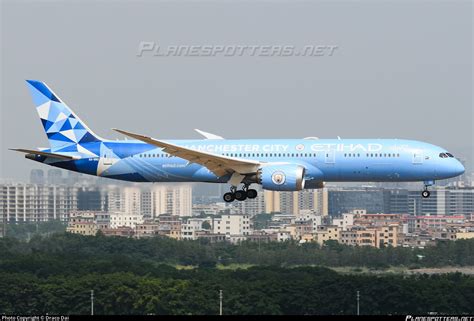 A Bnd Etihad Airways Boeing Dreamliner Photo By Draco Dai Id