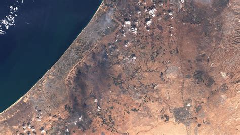 Israël ces images satellites révèlent l étendue de l attaque