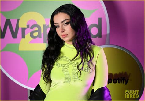 Charli XCX Paris Hilton Link Up At Spotify S 2022 Wrapped Playground