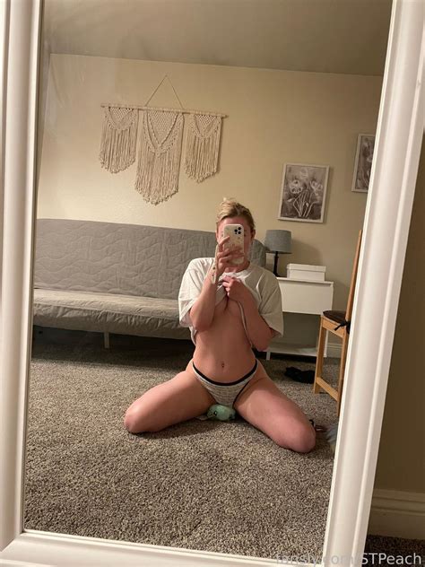 STPeach Hairy Pussy Grinding Fansly Video Leaked 1 Thotslife