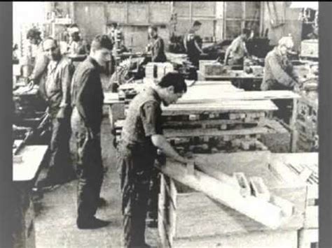 ANTECEDENTES HISTÓRICOS DE LA CAPACITACIÓN timeline Timetoast