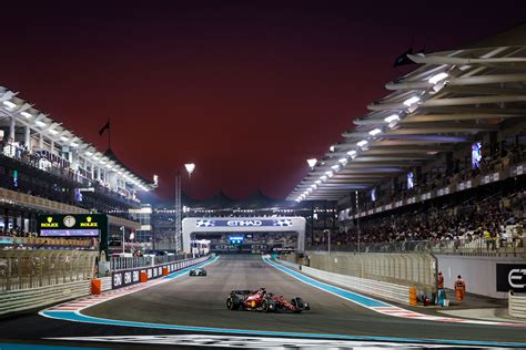La grille de départ du Grand Prix d Abou Dhabi AutoHebdo