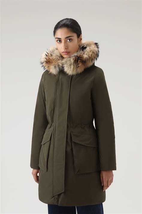 Military Parka Aus Urban Touch Mit Waschb Rpelz Damen Gr N Woolrich De