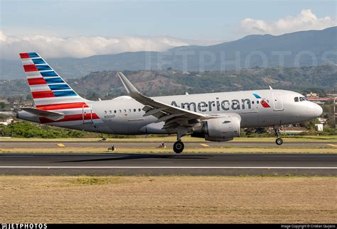 N9011P Airbus A319 115 American Airlines Cristian Quijano JetPhotos