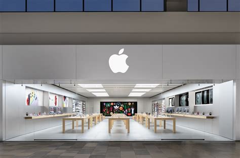 Apple Store S P C M T T I Qu C Gia Ng D N Nh T Th Gi I Showroom