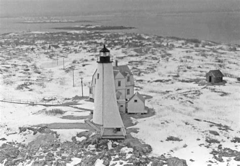 Wood Island Lighthouse Maine At Lighthousefriends