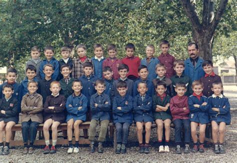 Photo De Classe CE2 De 1966 Ecole Victor Hugo Graulhet Copains D Avant