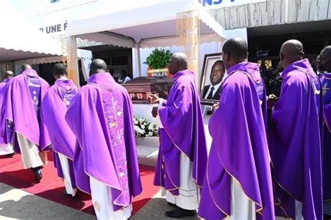 Deuil Lev E De Corps De Feu Henri Konan B Di Ancien Pr Sident De La