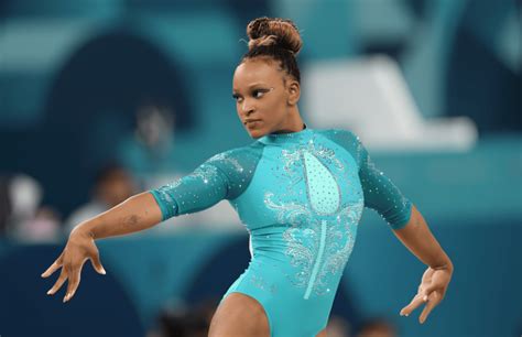 Rebeca Andrade a menina de ouro das Olimpíadas Mundo em Foco
