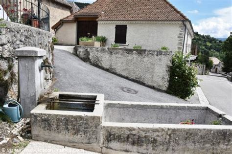 Mairie Et Office De Tourisme SAINT MICHEL LES PORTES 38650 FR