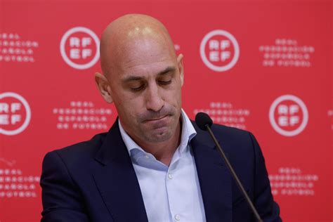 El juez admite la querella contra Rubiales por agresión sexual y