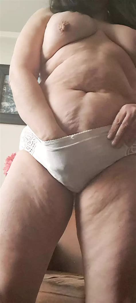 팬티를 입고 카메라에 내 보지를 만지는 걸 좋아하는 배다른 아들 xHamster