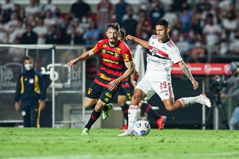 São Paulo x Sport Saiba como assistir ao jogo AO VIVO