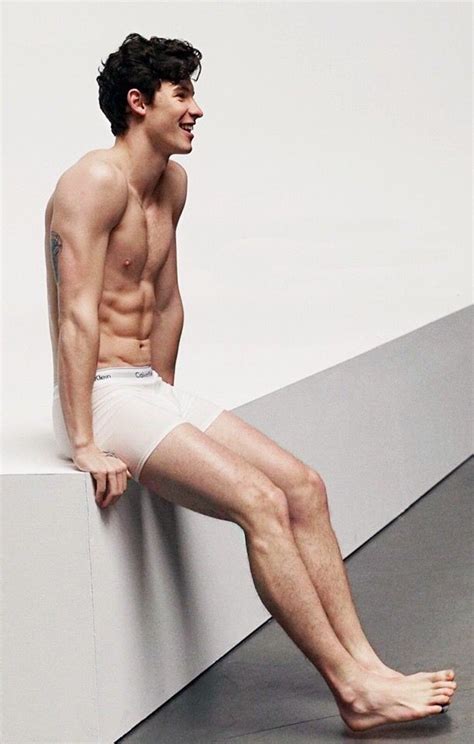 Pin By Nicki Lynn On Yes Please Shawn Mendes Shirtless Shawn Mendes