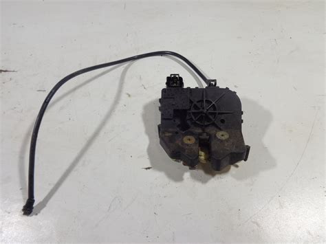 Zamek Klapy Ty Ford Focus Mk Kombi Oficjalne Archiwum