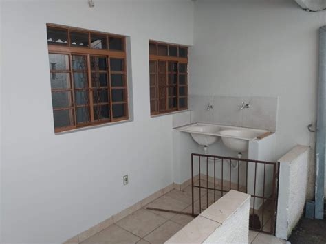 Casa na Rua Olinto Magalhães Padre Eustáquio em Belo Horizonte por R