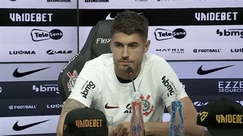 Matías Rojas joga só 32 do tempo e vira tema de discussão no