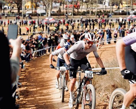 XCO Banyoles 2024 Carton plein pour les Français Vojo
