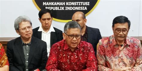 Hasto Bantah Ada Pertemuan Megawati Dan Jokowi