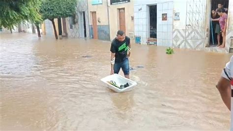 Chuva forte alaga ruas e casas em cidades de todas as regiões do Ceará