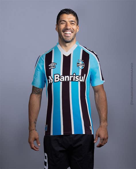 Fabrizio Romano on Twitter Official Luis Suárez joins Gremio as