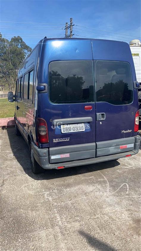 Vans Renault usada à venda 12 lugares