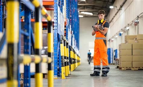 Ausbildung Fachkraft für Lagerlogistik Gehalt Infos